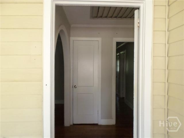 33 Russell Avenue