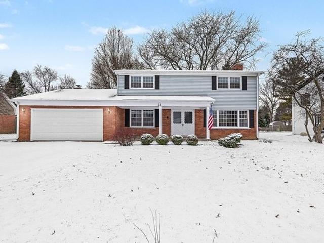 33 S Canterbury Rd, Aurora, IL 60506