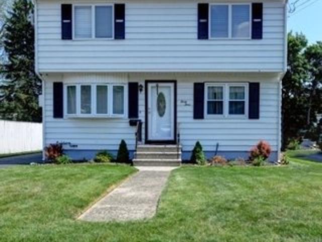 33 S Valley Rd, Lincoln Park, NJ 07035