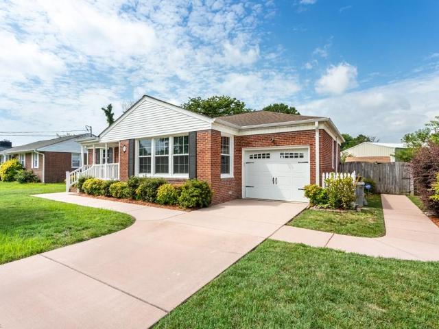 33 Saint Albans DR
