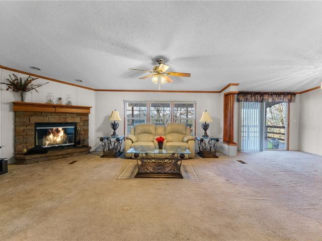 33 Skyview Lane
