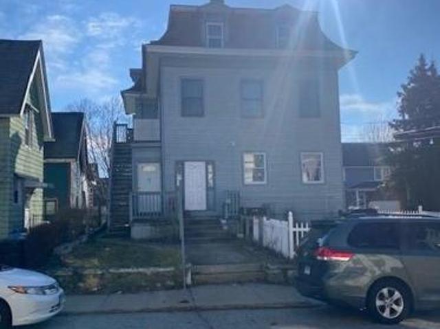 33 Spaulding St #F, Norwich, CT 06360