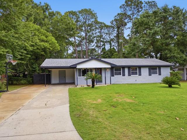 33 SW Temple Ave, Fort Walton Beach, FL 32547