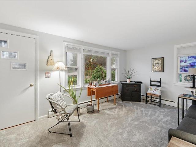 33 Stanford Road