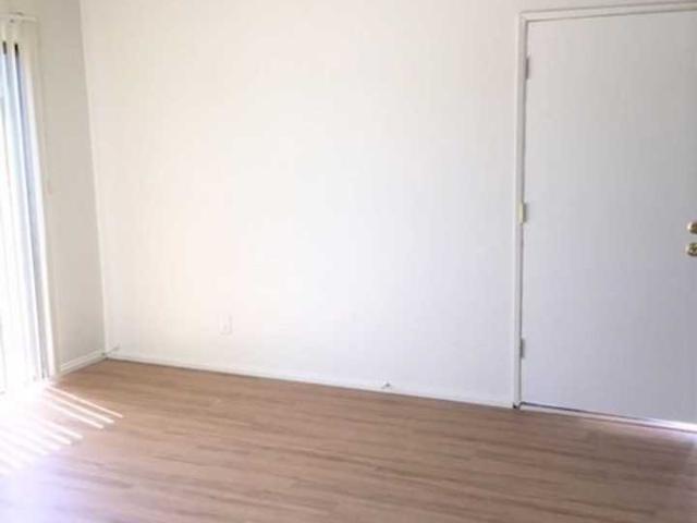 33 Studio Apartment for Rent at Kelvin Ave, Los Angeles, CA 91306 Winnetka