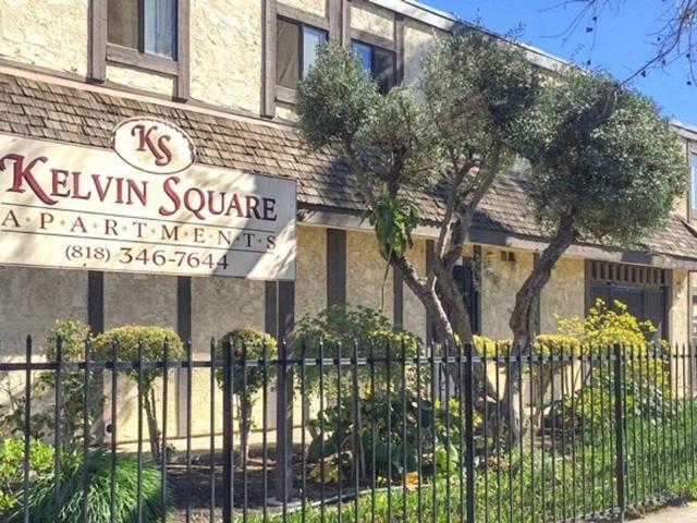 33 Studio Apartment for Rent at Kelvin Ave, Los Angeles, CA 91306 Winnetka