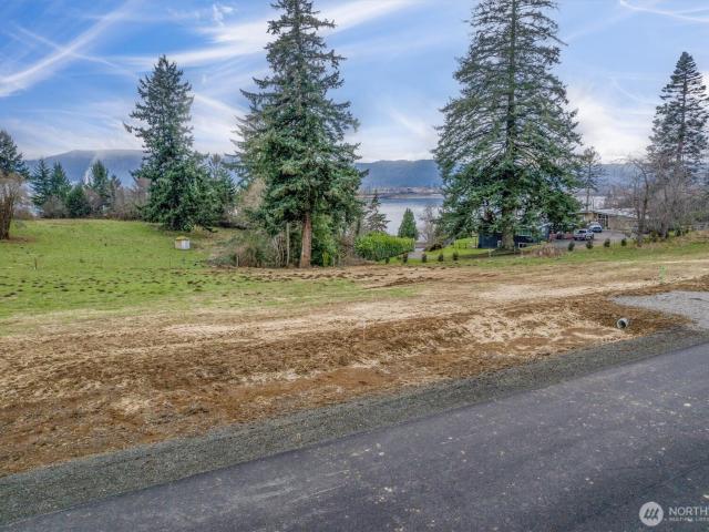 33 Sunnyfield Dr, Unit LOT30, Cathlamet, WA 98612 | MLS #2409 | Compass