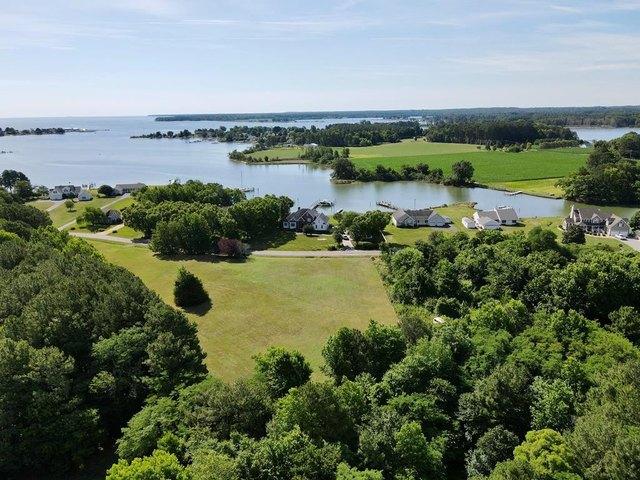 33C Kingscote Dr, Lottsburg, VA 22511