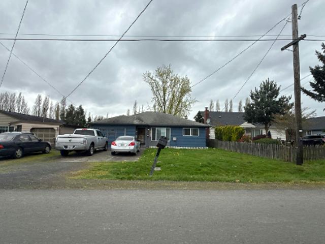 33rd Ave