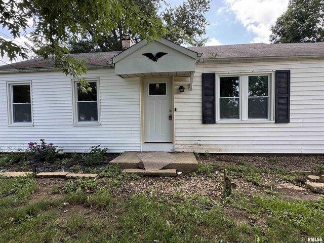 3004 N Wilson Dr, Peoria, IL 61604