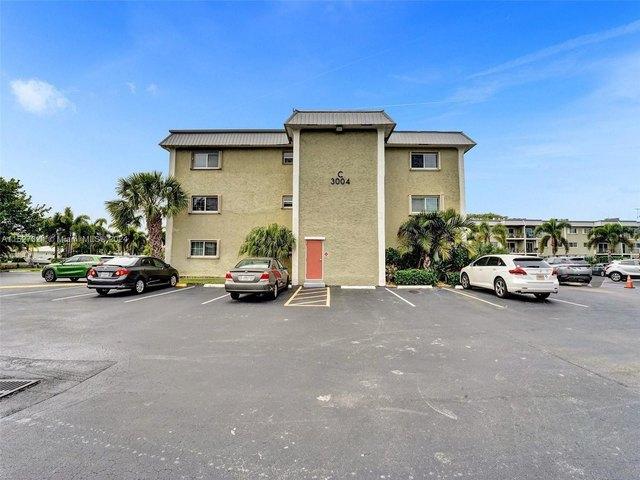 3004 NE 5th Ter Apt 210C, Wilton Manors, FL 33334