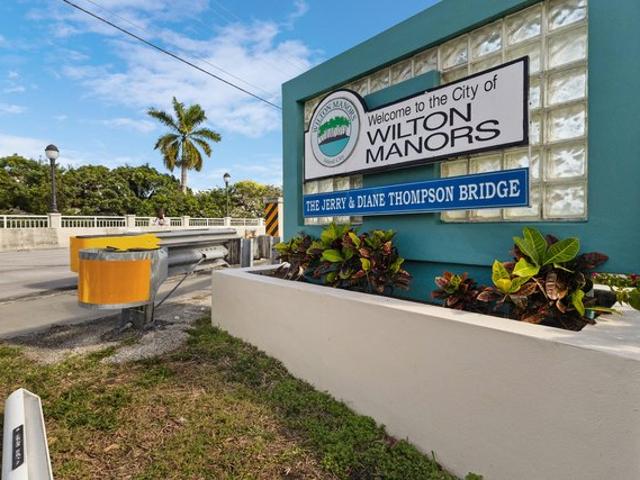 3004 NE 5th Ter Apt 210C, Wilton Manors, FL 33334