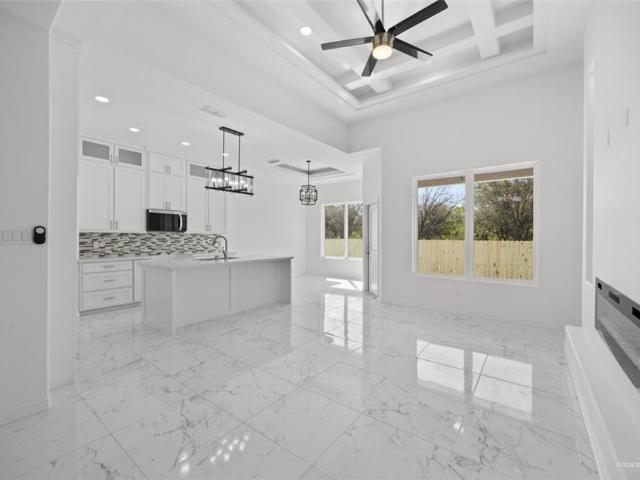 3004 Enzo Lane