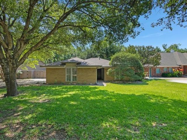 3004 Foxboro Dr, Richardson, TX 75082