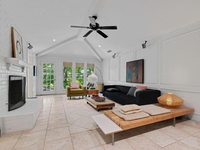 3004 Foxboro Drive