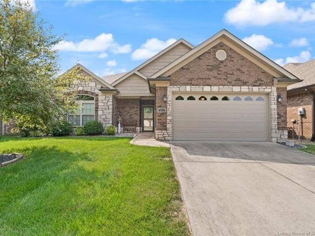3004 Garden Villa Dr, Jeffersonville, IN 47130