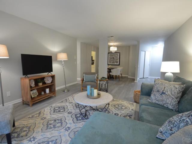 3004 Glenmore Avenue Unit 104, Cincinnati, US, OH