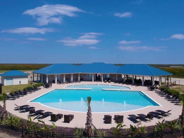 3004 Palm Coast Ln, Palacios, TX 77465 | MLS #94757