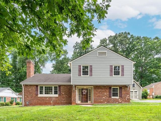 3004 Ravenwood Dr, Lynchburg, VA 24503