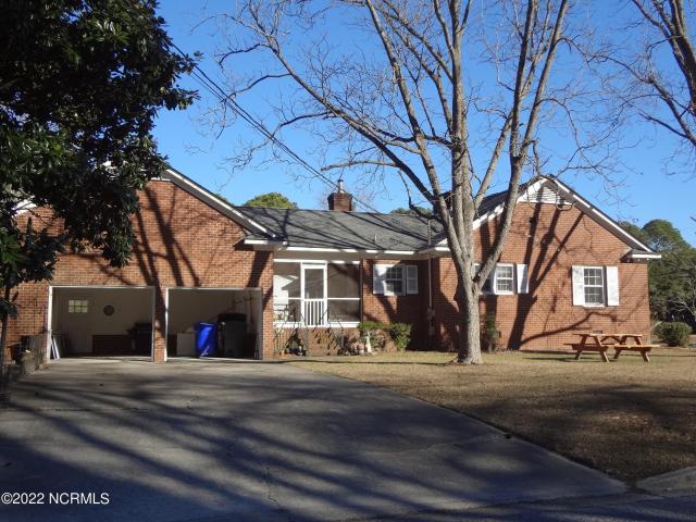 3004 S Elm Street