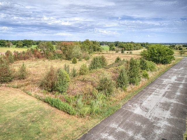 30050 S Maxine Ave, Inola, OK 74036