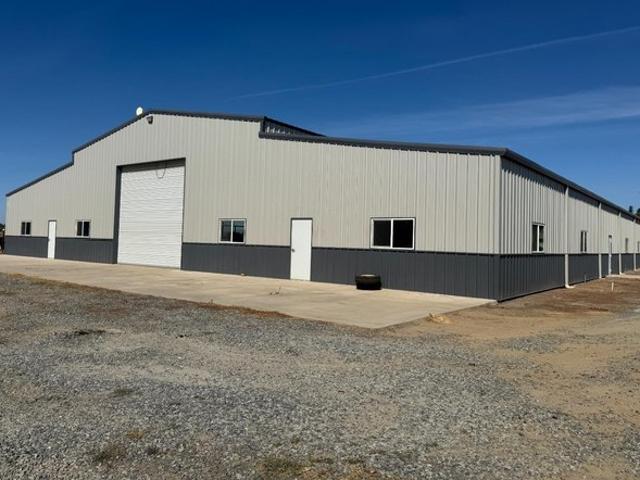 30051 Grooms Rd, Oakdale, CA 95361