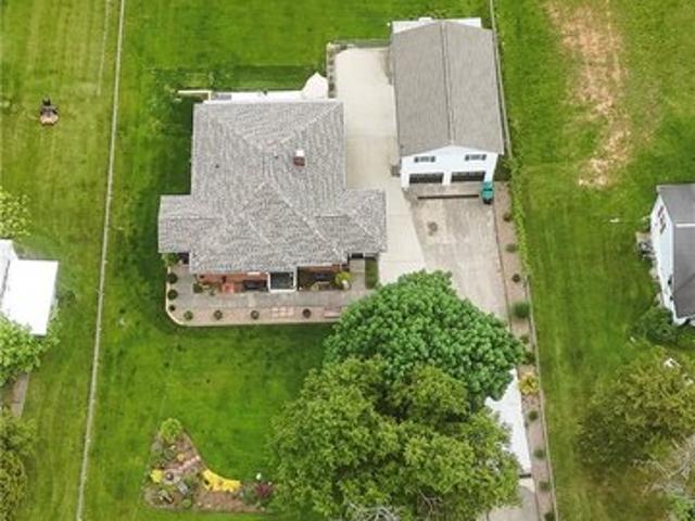 3005 Mount Vernon Dr, Hurricane, WV 25526