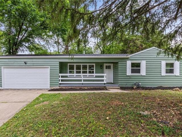 3005 N 82nd Ter, Kansas City, KS 66109
