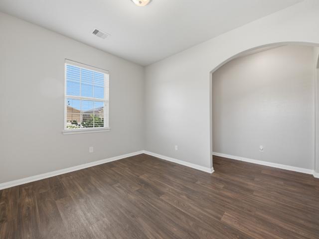 3005 Oak Lane