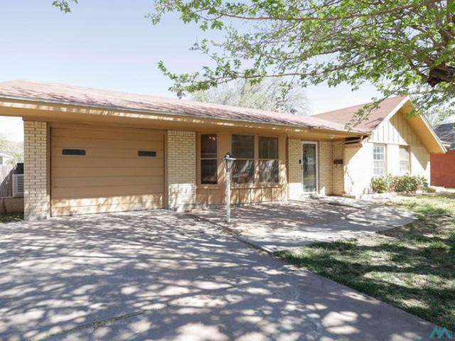 3005 Bandolina Ave, Roswell, NM 88201