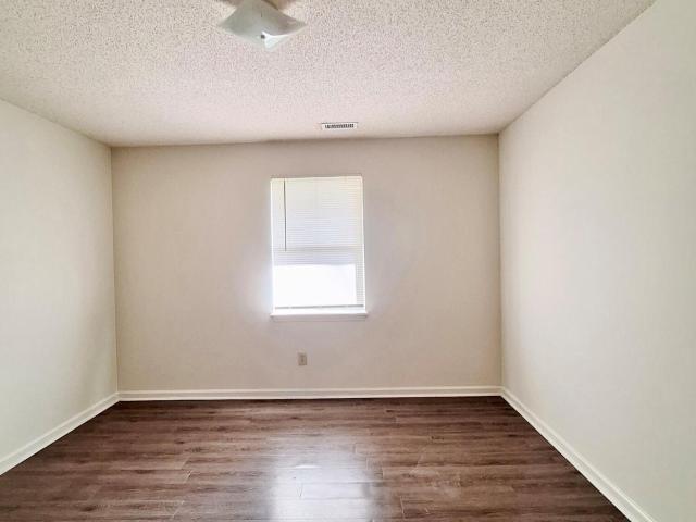 3005 Caldwell Ct, Unit 16, Greenville, NC 27834 | MLS #100556