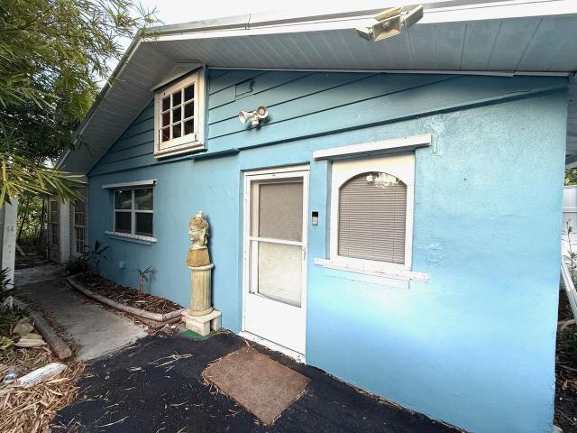 3005 Hawthorne Street Studio Apartment for Rent at 3005 Hawthorne St, Sarasota, FL 34239