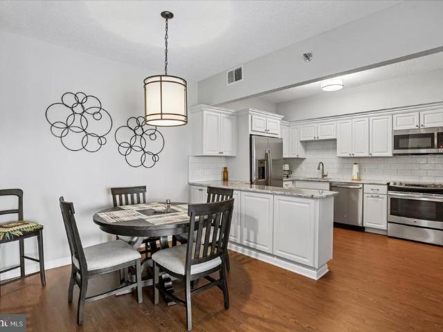 3005 S Leisure World Boulevard # 706