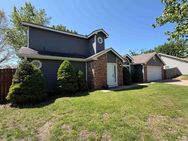 3005 W 30th Ct, Lawrence, KS 66047 | MLS #164929 | Compass