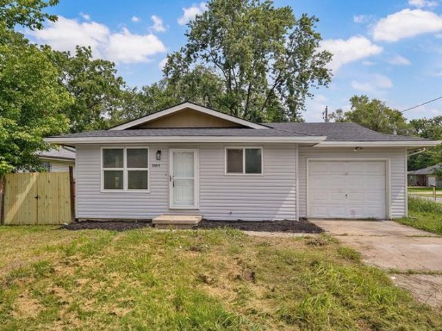 3005 W Pacific St, Springfield, MO 65802