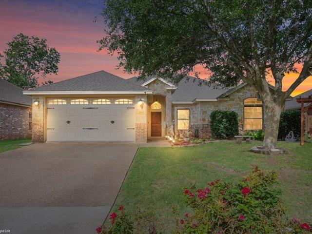 3005 Whistler Dr, Waco, TX 76712
