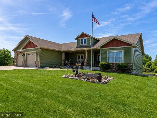 30062 Ashby Ct, Northfield, MN 55057