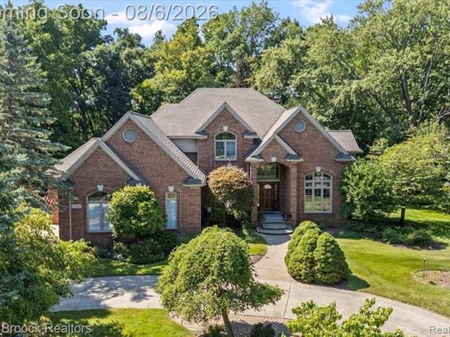 30065 Cheviot Hills Dr, Franklin Vlg, MI 48025