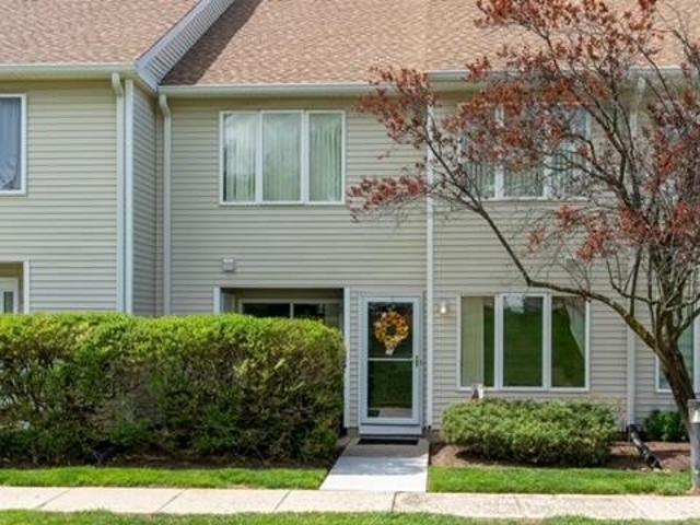 3006 Maryannes Ct, North Wales, PA 19454