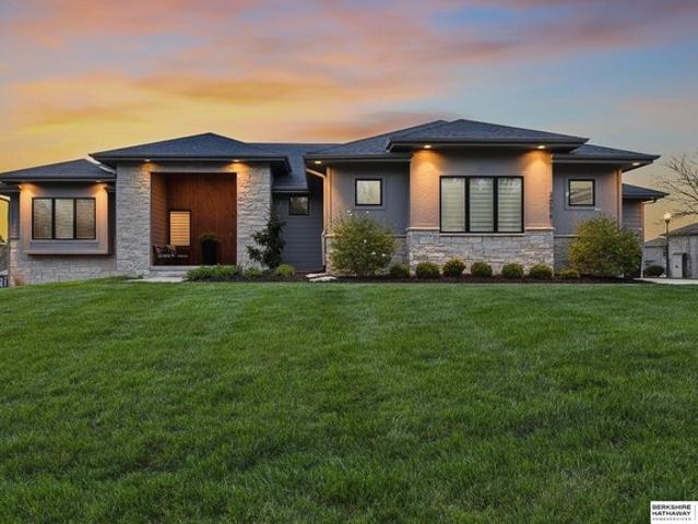 3006 N 193rd St, Omaha, NE 68022