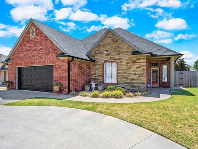 3006 N Timbercreek Ct, Duncan, OK 73533