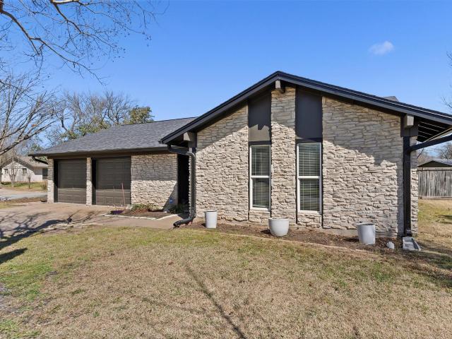 3006 Boxdale Dr