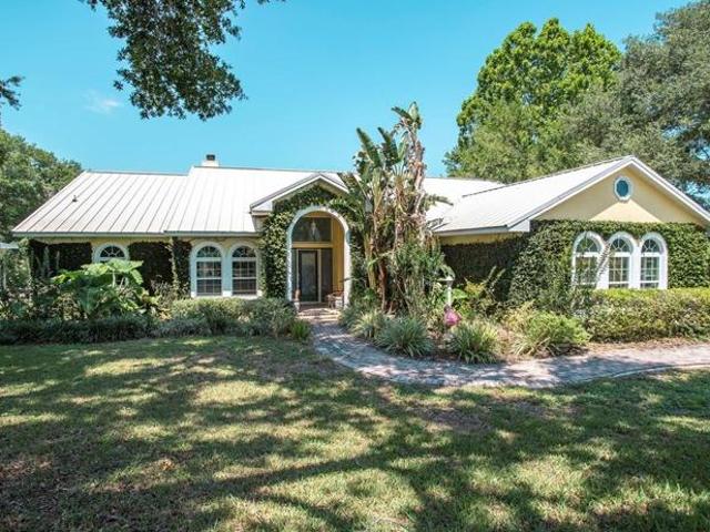 3006 Colfax St, Eustis, FL 32726