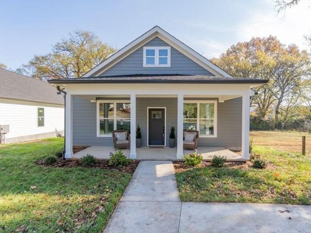 3006 E Crescent Cir, Chattanooga, TN 37407