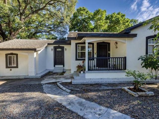 3006 W Arch St, Tampa, FL 33607