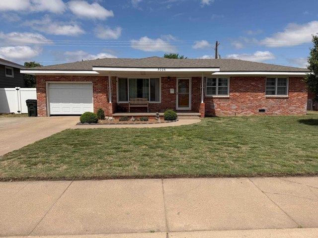 3006 24th St, Great Bend, KS 67530
