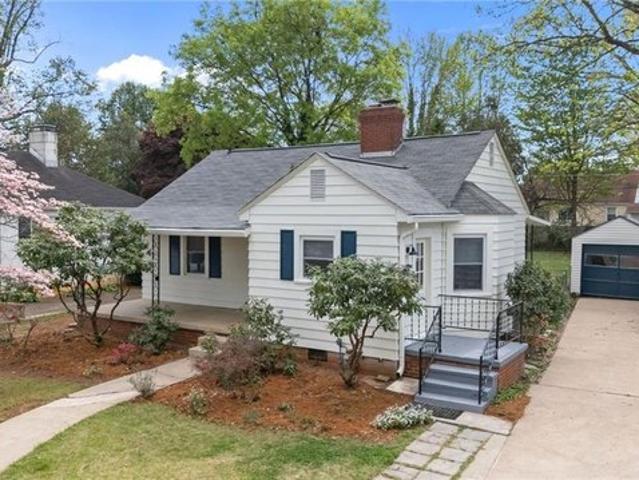 3007 Collier Dr, Greensboro, NC 27403