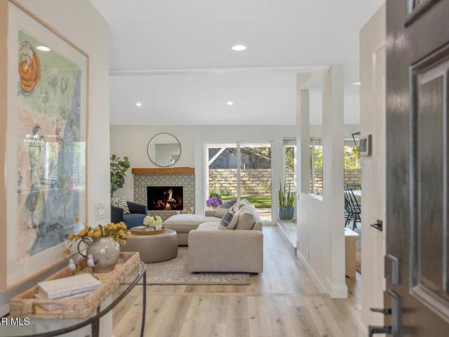 3007 E Sierra Drive