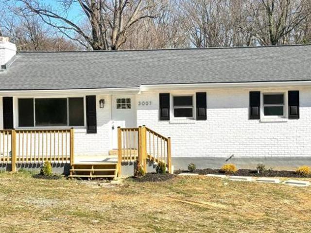 3007 Fairhill Rd, Fairfax, VA 22031