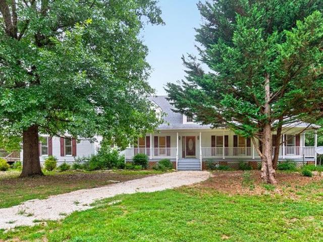 3007 Five Forks Rd, Pamplin, VA 23958
